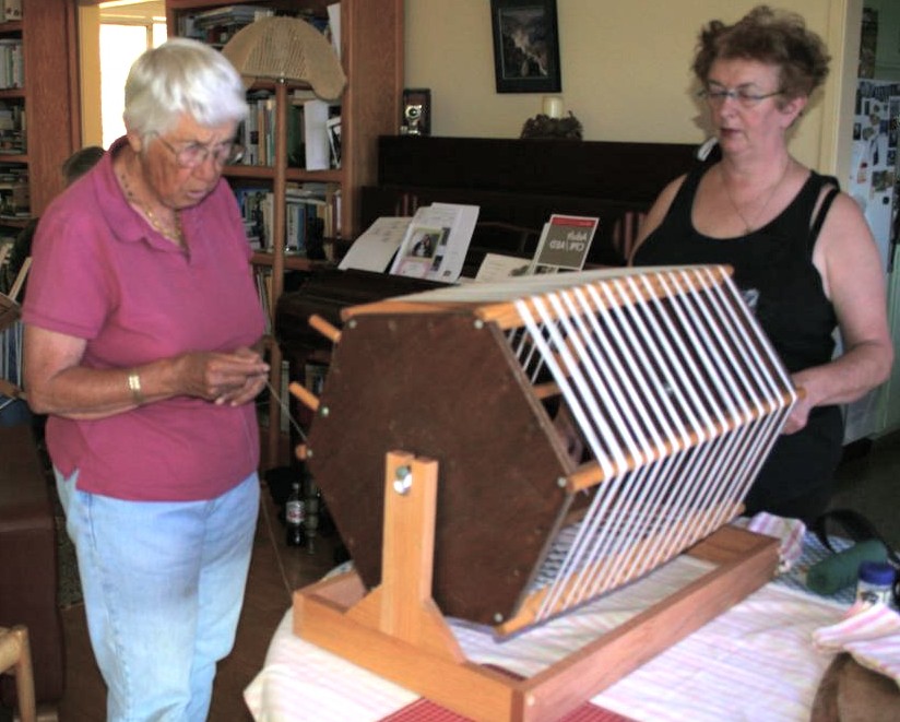 Team Weaving with the Fiber Artisans - CNCH